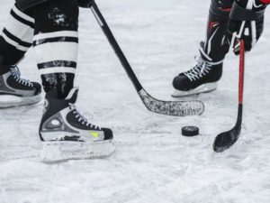 Why play ice hockey? 12+ benefits